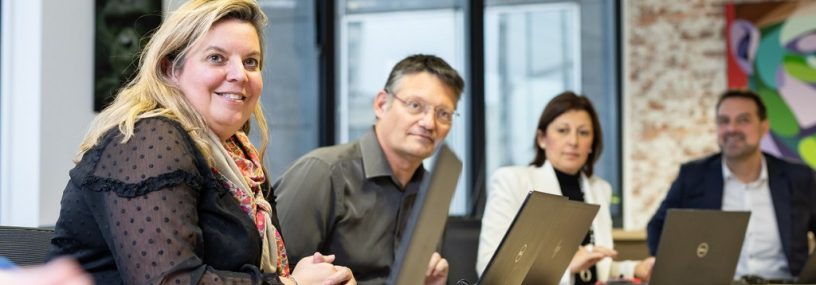 Spécialiste dans l’intégration de solutions de gestion Finance et RH